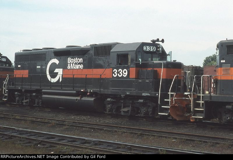 B&M 339(GP-40)